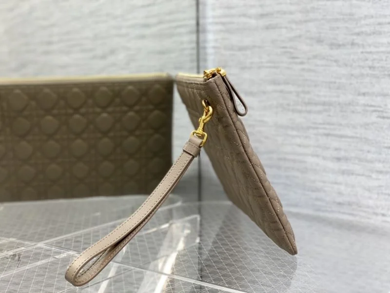 Cut-rate Christian Dior Clutch Bags