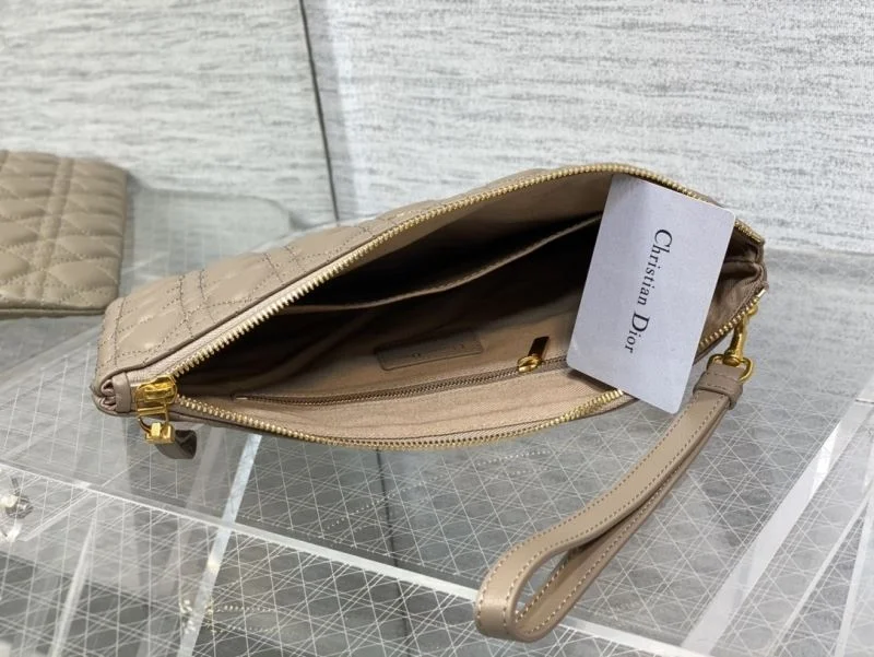 Cut-rate Christian Dior Clutch Bags