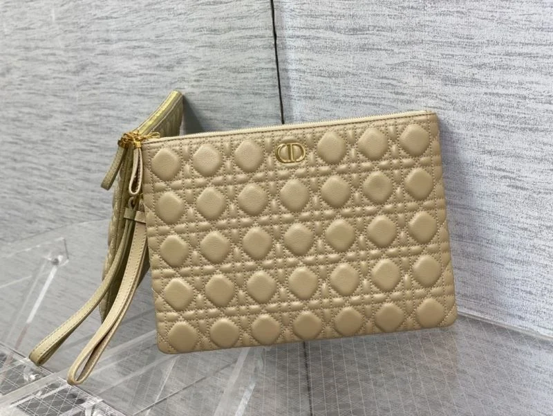Christian Dior Clutch Bags