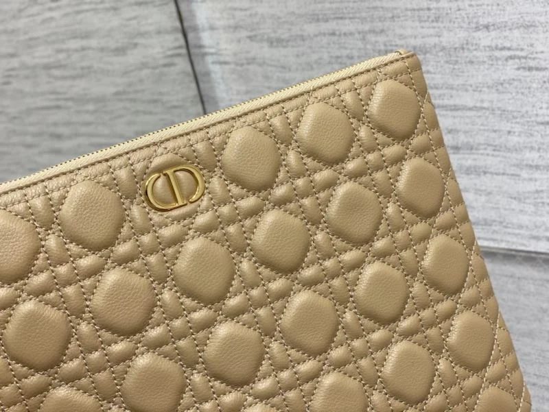 Legit Christian Dior Clutch Bags