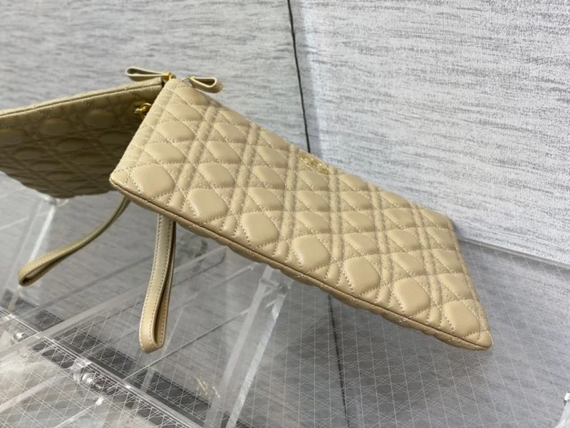 Legit Christian Dior Clutch Bags