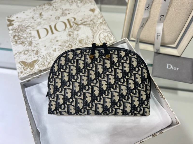 Bargain Christian Dior Clutch Bags