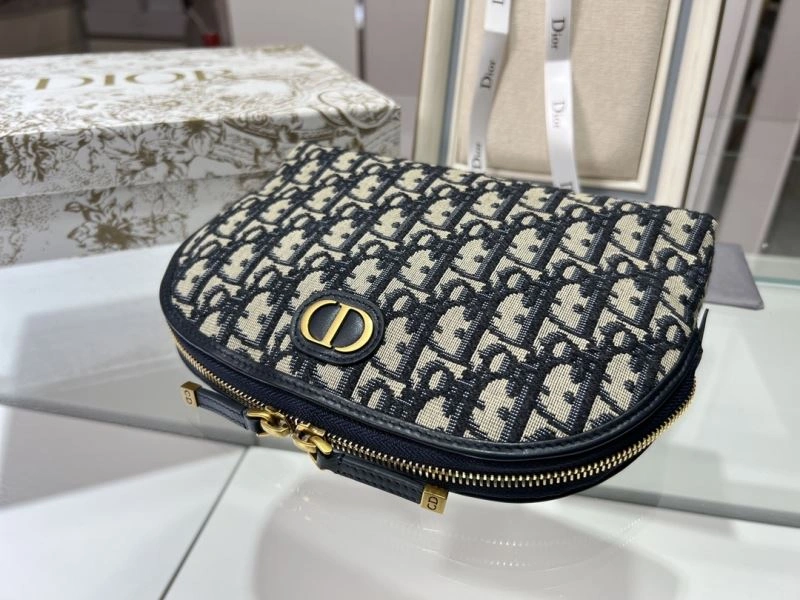 Bargain Christian Dior Clutch Bags