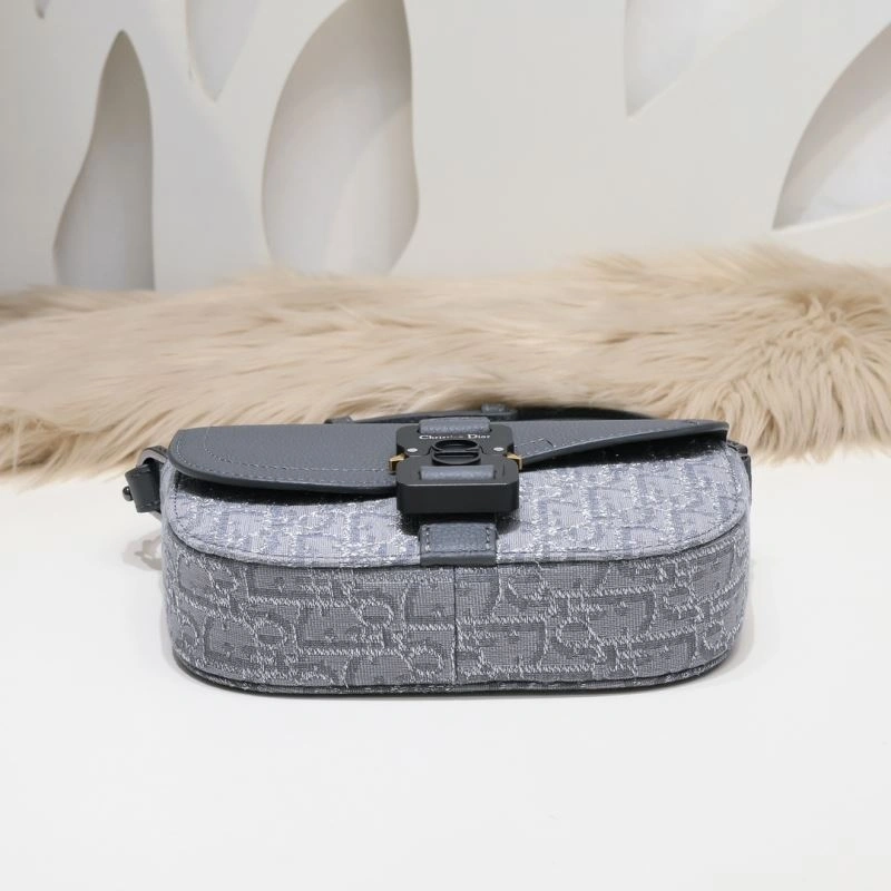 Accurate model Christian Dior Clutch Bags