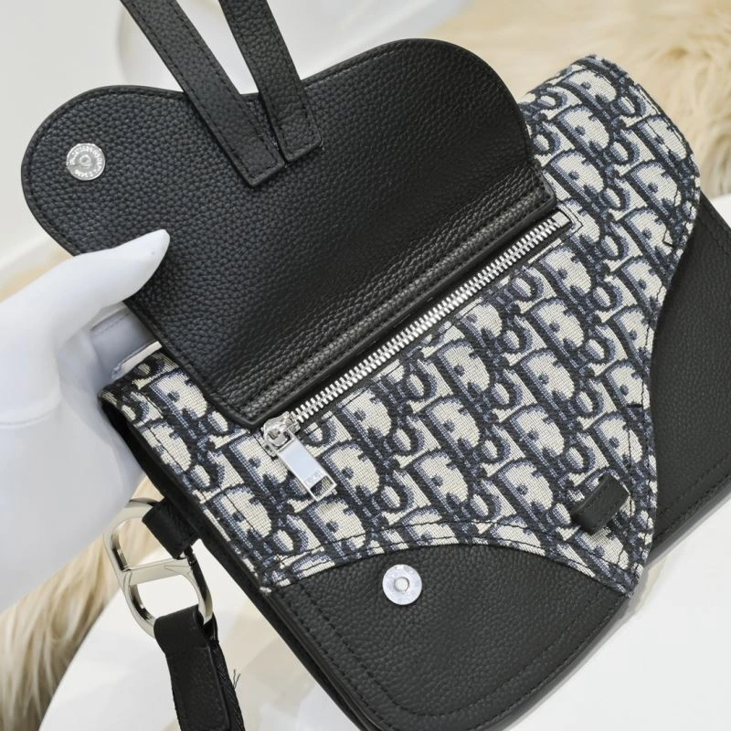 Economical Christian Dior Clutch Bags