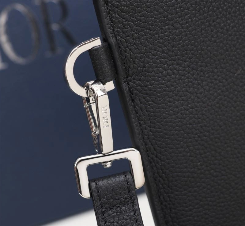Bargain Christian Dior Clutch Bags
