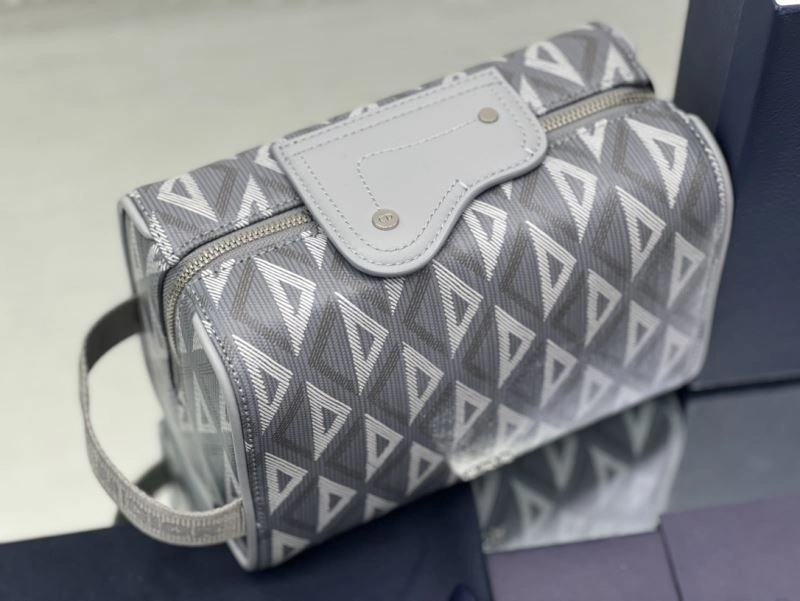 Reasonably priced Christian Dior Clutch Bags