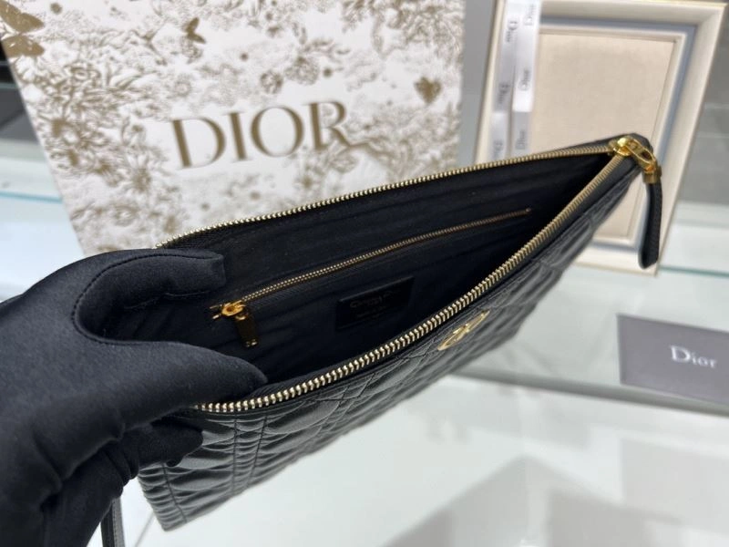 Cut-rate Christian Dior Clutch Bags