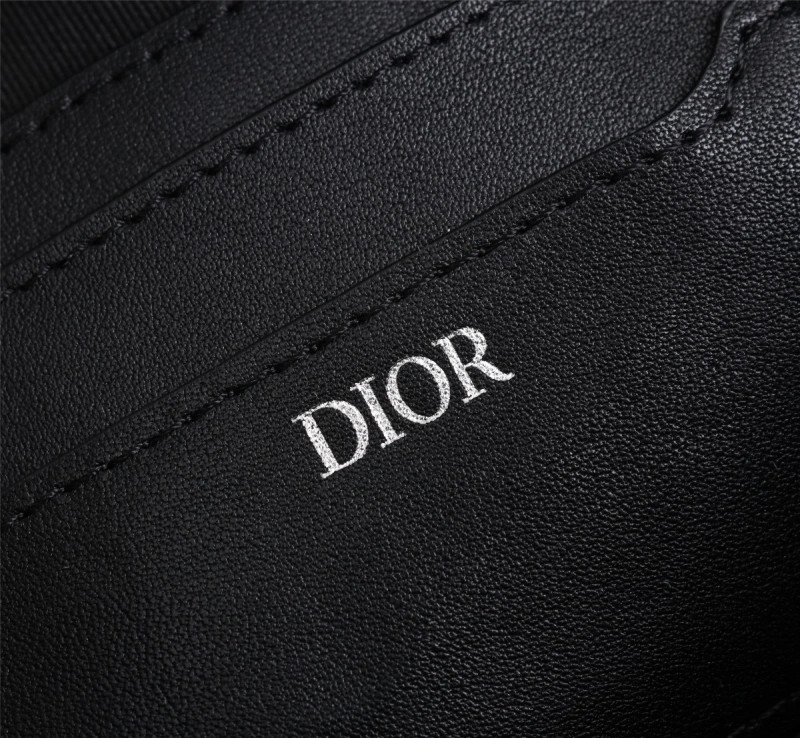 Discounted Christian Dior Clutch Bags