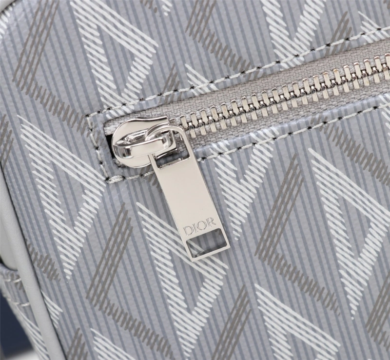 High fidelity Christian Dior Clutch Bags