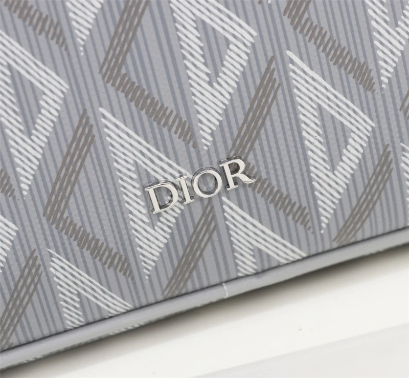 High fidelity Christian Dior Clutch Bags