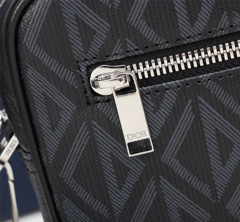 High accuracy Christian Dior Clutch Bags