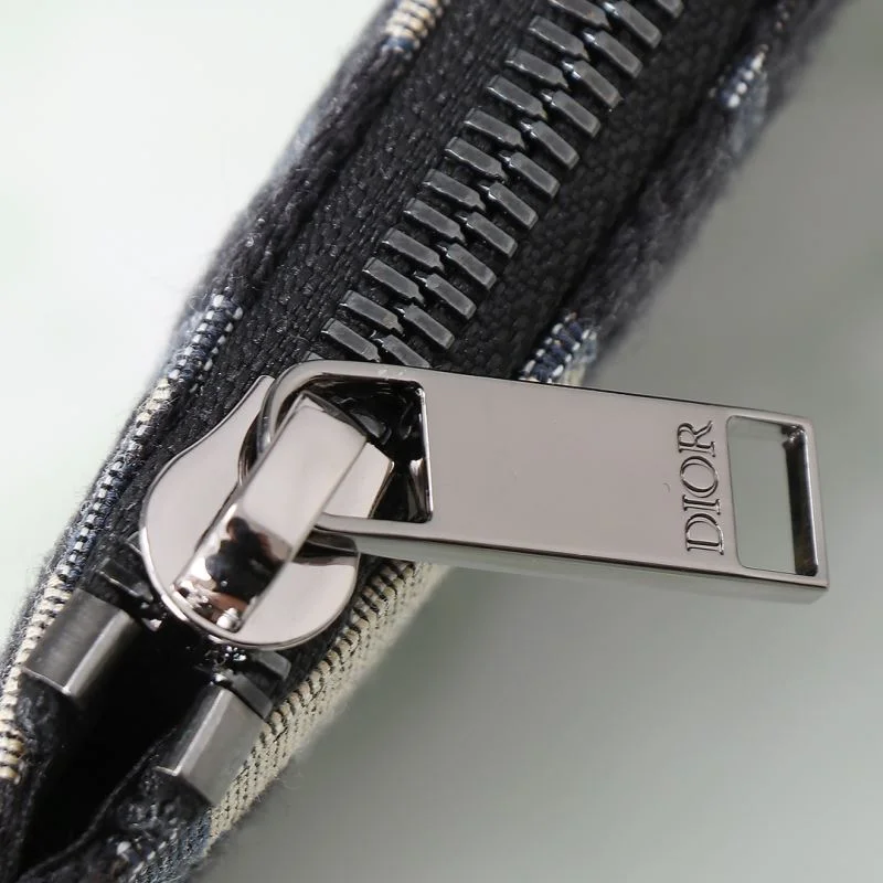 Inexpensive Christian Dior Clutch Bags