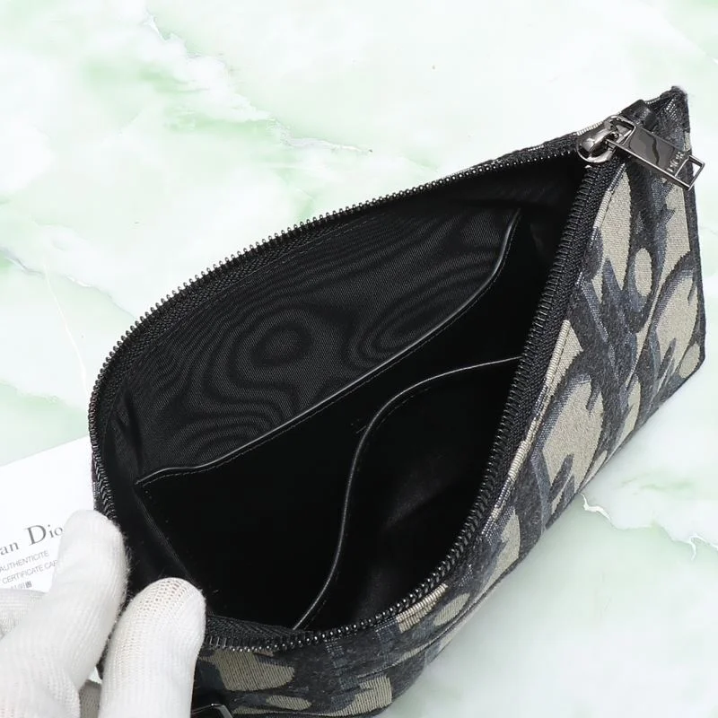 Inexpensive Christian Dior Clutch Bags