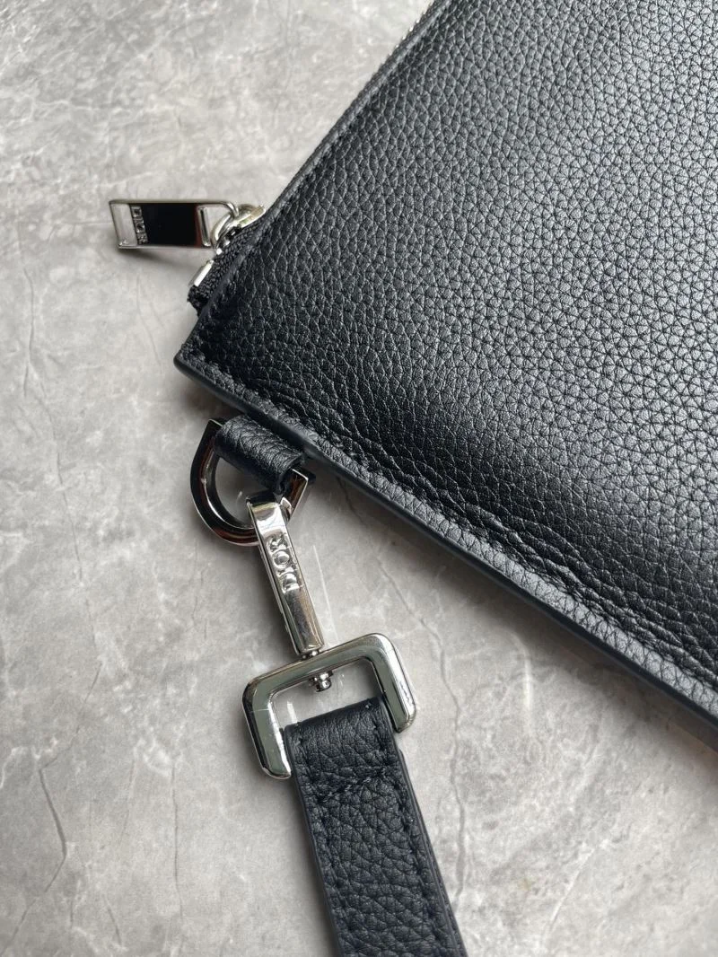 Inexpensive Christian Dior Clutch Bags