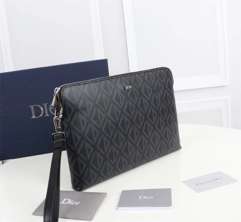 Economical Christian Dior Clutch Bags