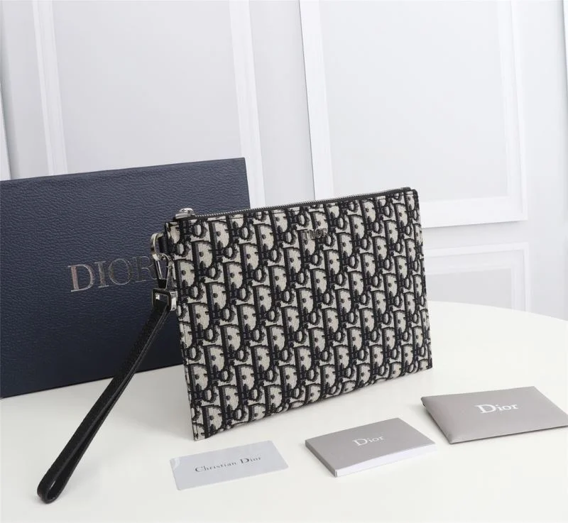 Economical Christian Dior Clutch Bags