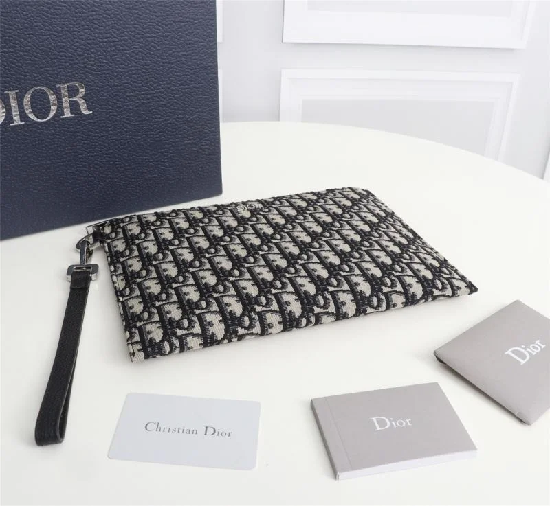 Economical Christian Dior Clutch Bags