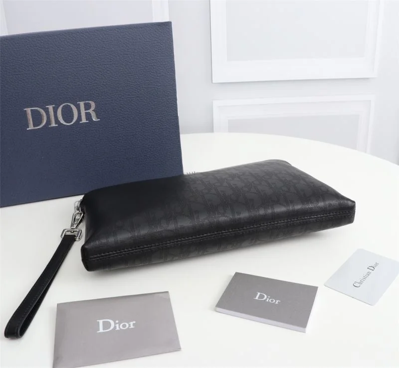 Legit Christian Dior Clutch Bags