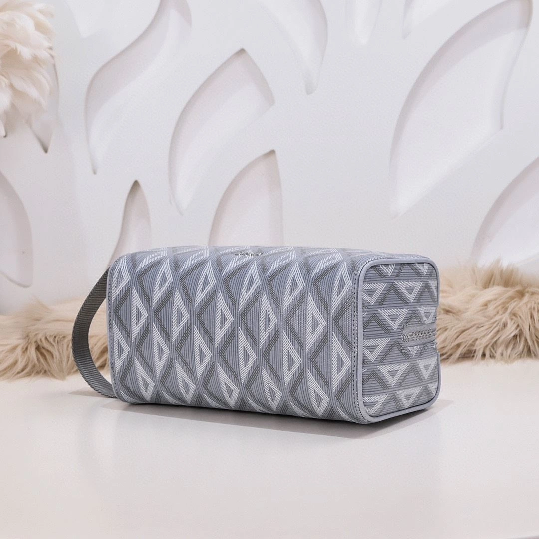 Bargain Christian Dior Cosmetic Bags