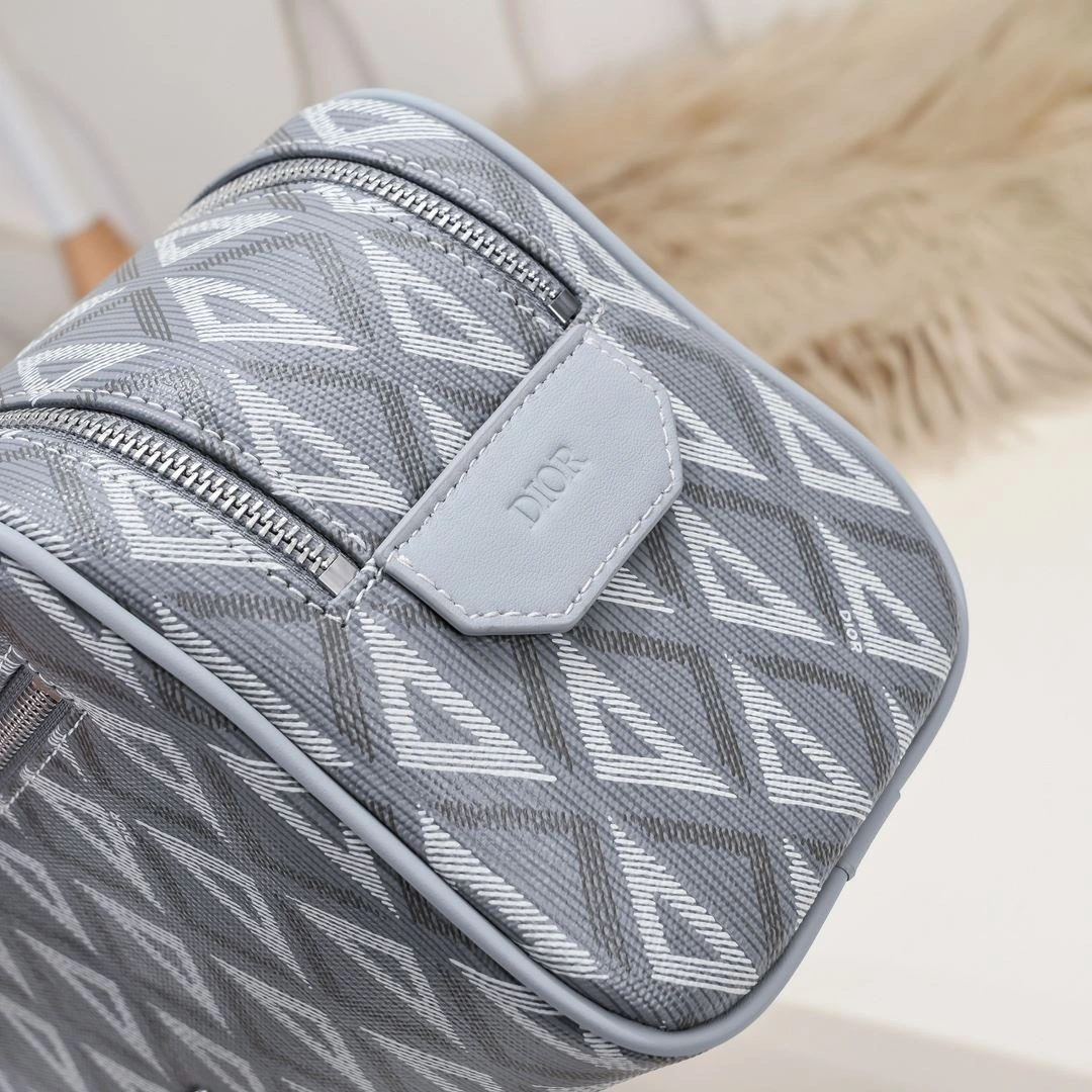 Inexpensive Christian Dior Cosmetic Bags