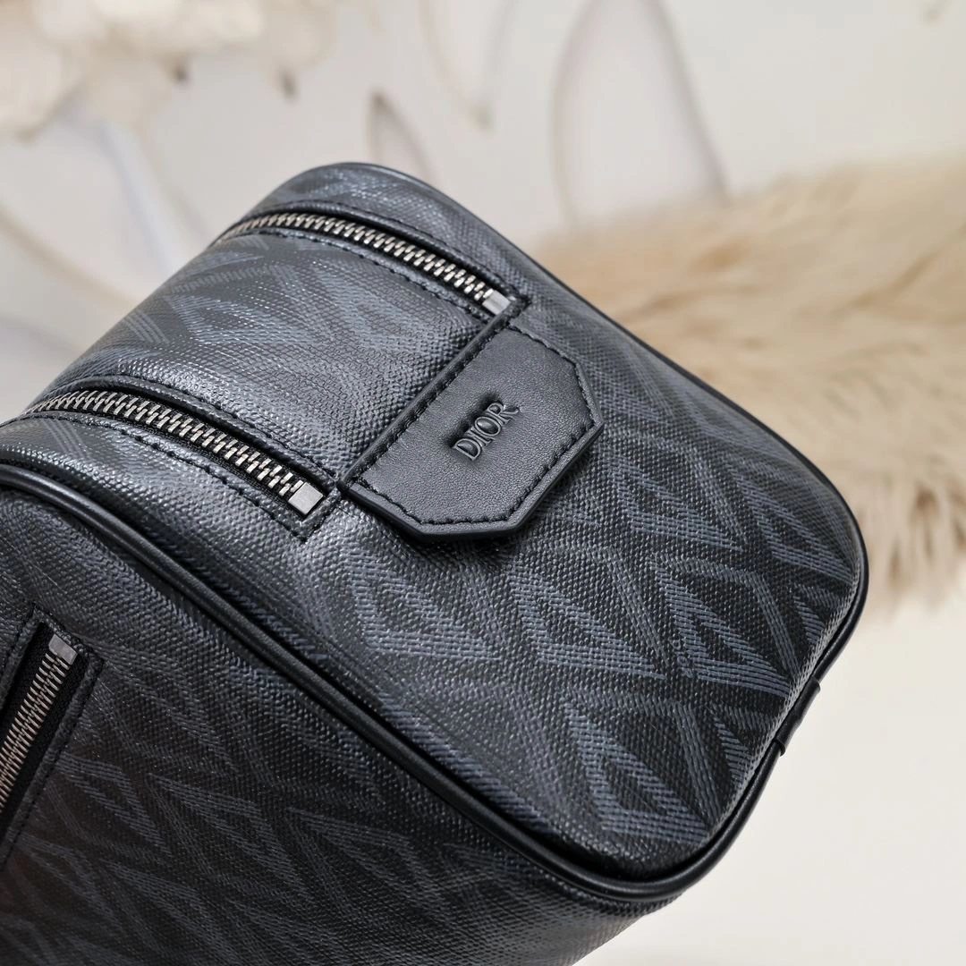 Bargain Christian Dior Cosmetic Bags