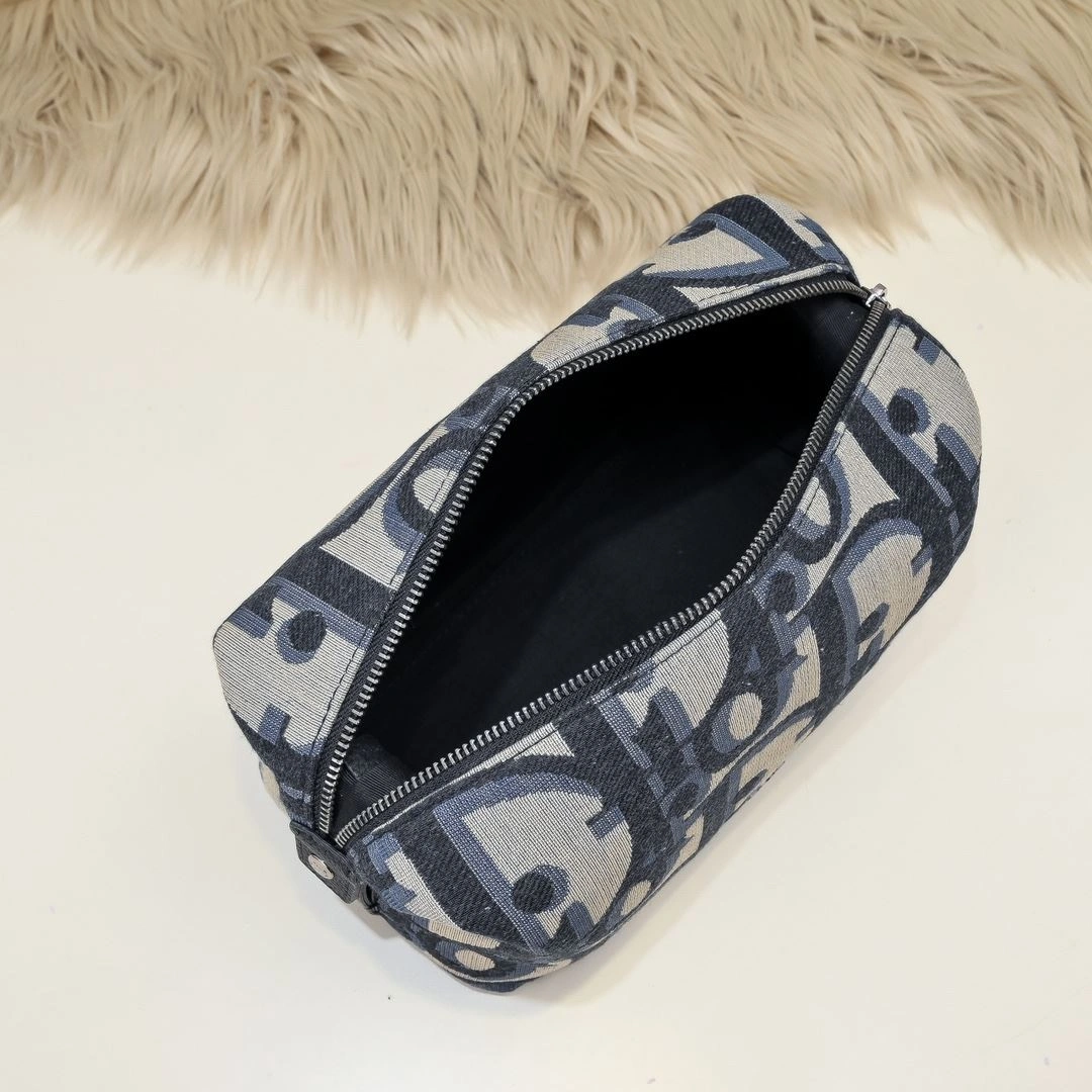 High fidelity Christian Dior Cosmetic Bags