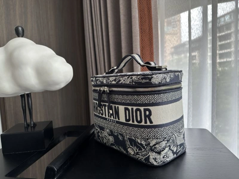 Brand-authenticated Christian Dior Cosmetic Bags