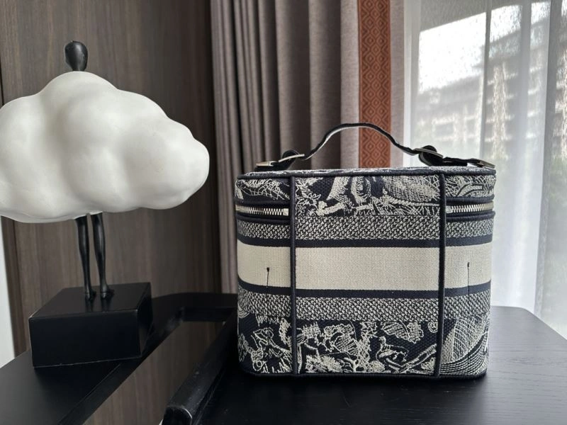 Brand-authenticated Christian Dior Cosmetic Bags