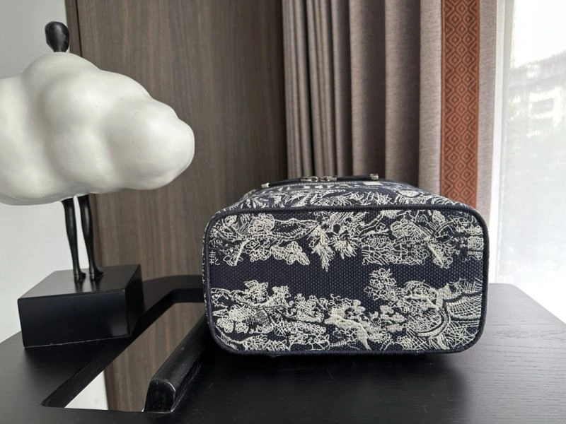 Brand-authenticated Christian Dior Cosmetic Bags