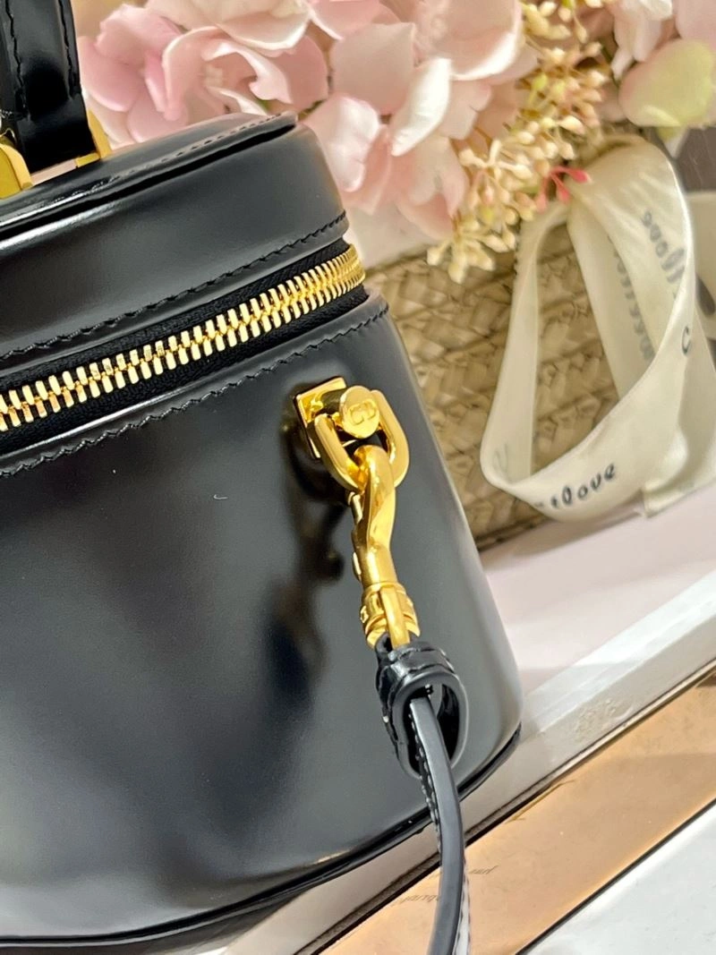 Low-cost Christian Dior Cosmetic Bags