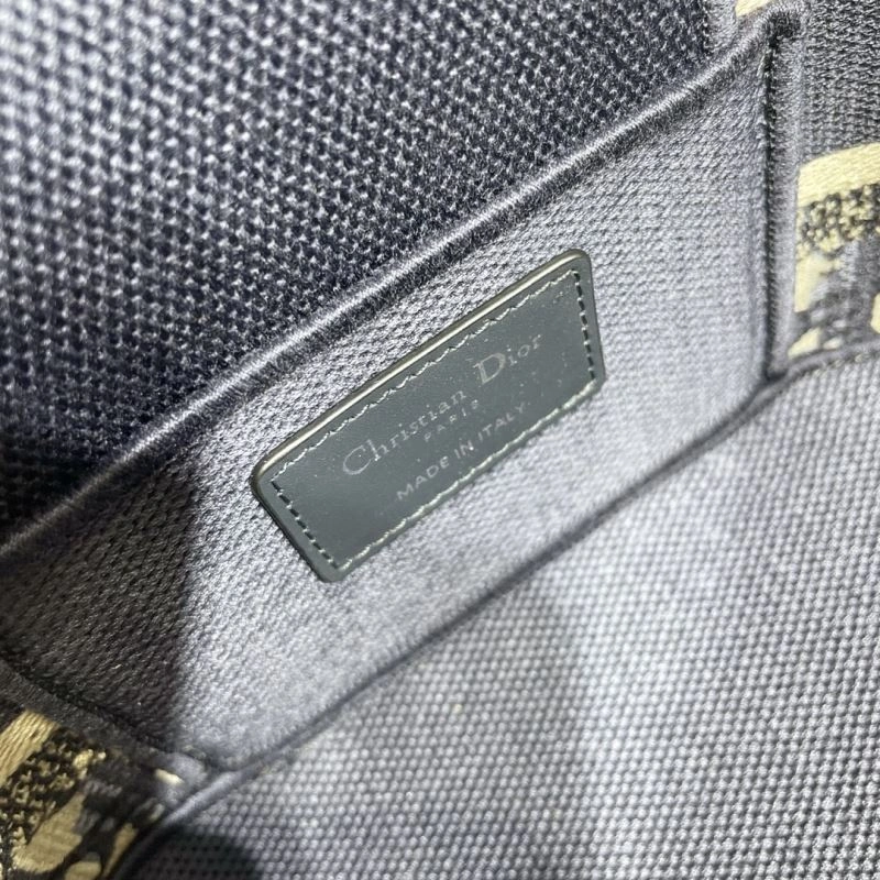 Economical Christian Dior Cosmetic Bags