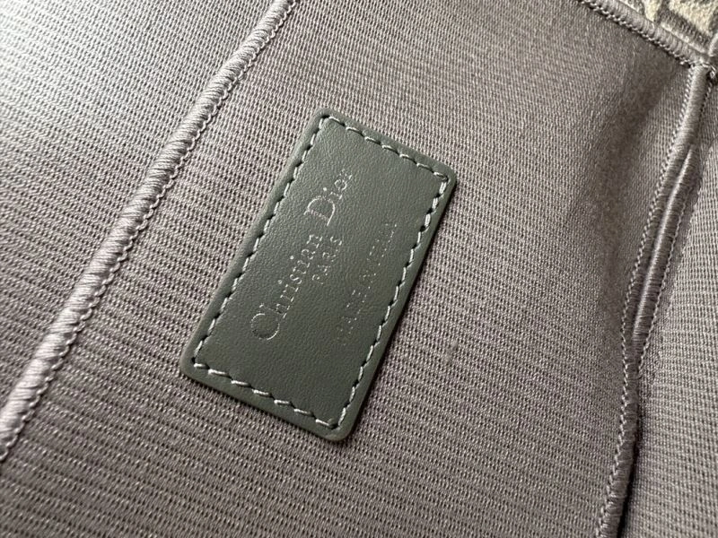 Economical Christian Dior Cosmetic Bags