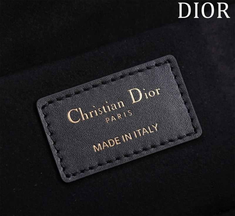 Reasonably priced Christian Dior Cosmetic Bags