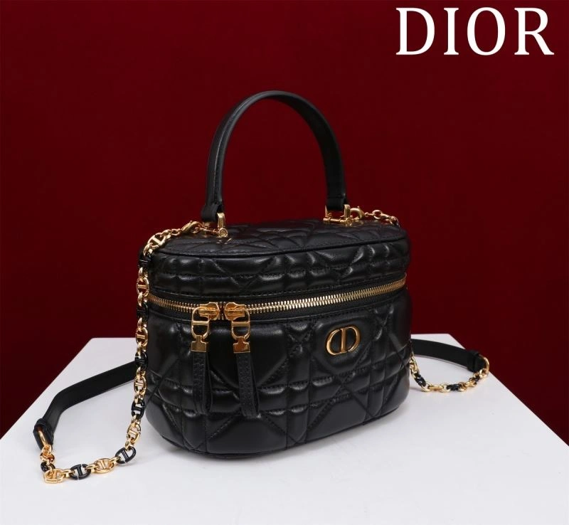 Top match Christian Dior Cosmetic Bags