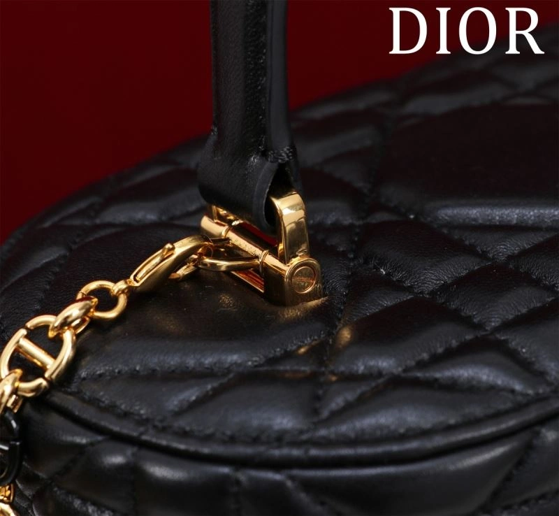 Top match Christian Dior Cosmetic Bags
