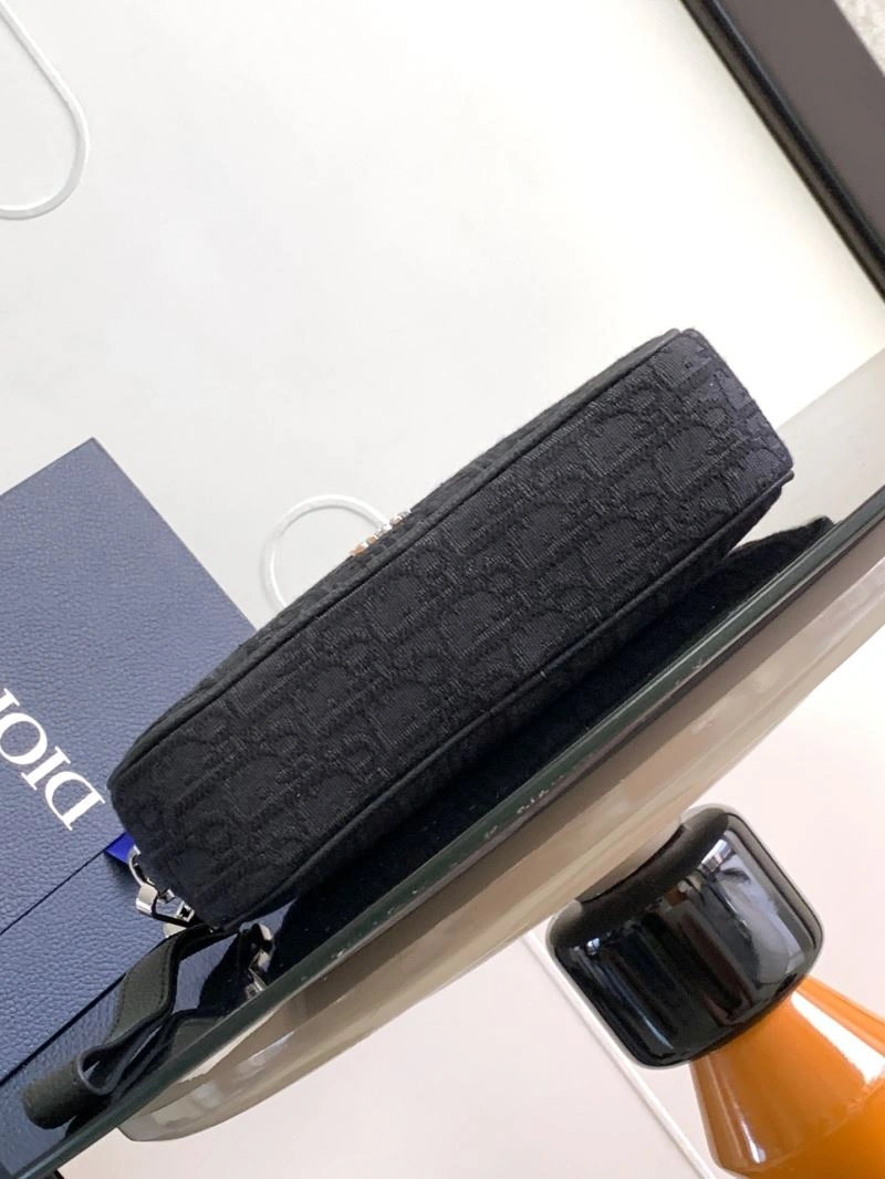 Reasonably priced Christian Dior Cosmetic Bags