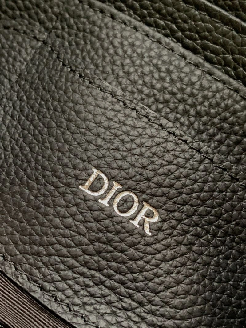 Reasonably priced Christian Dior Cosmetic Bags