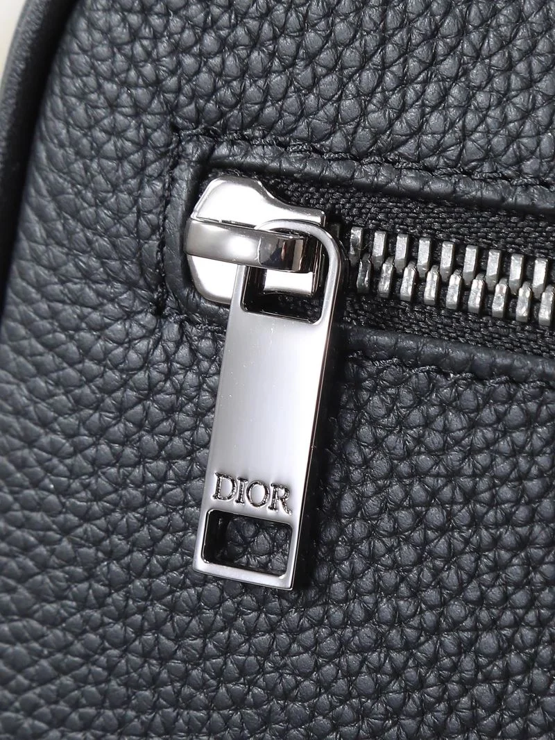 Low-cost Christian Dior Cosmetic Bags