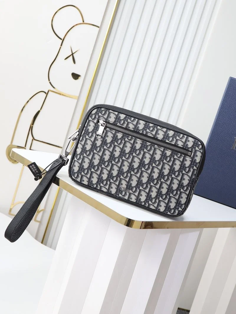 Reasonably priced Christian Dior Cosmetic Bags