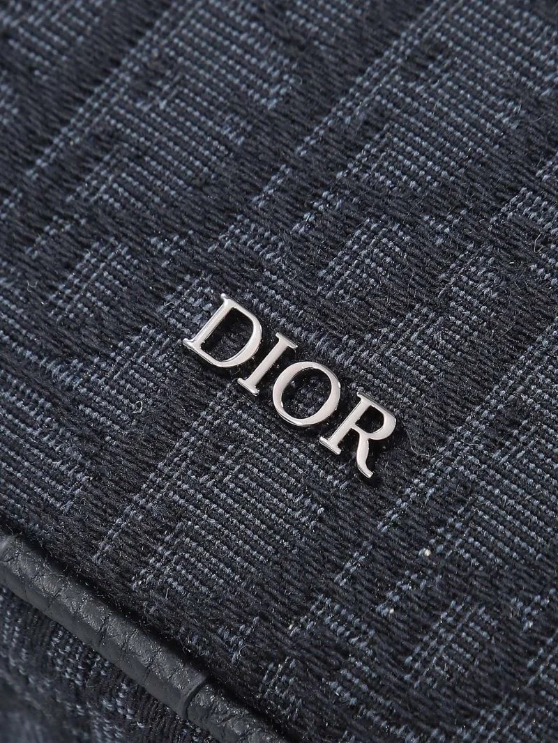 Low-cost Christian Dior Cosmetic Bags