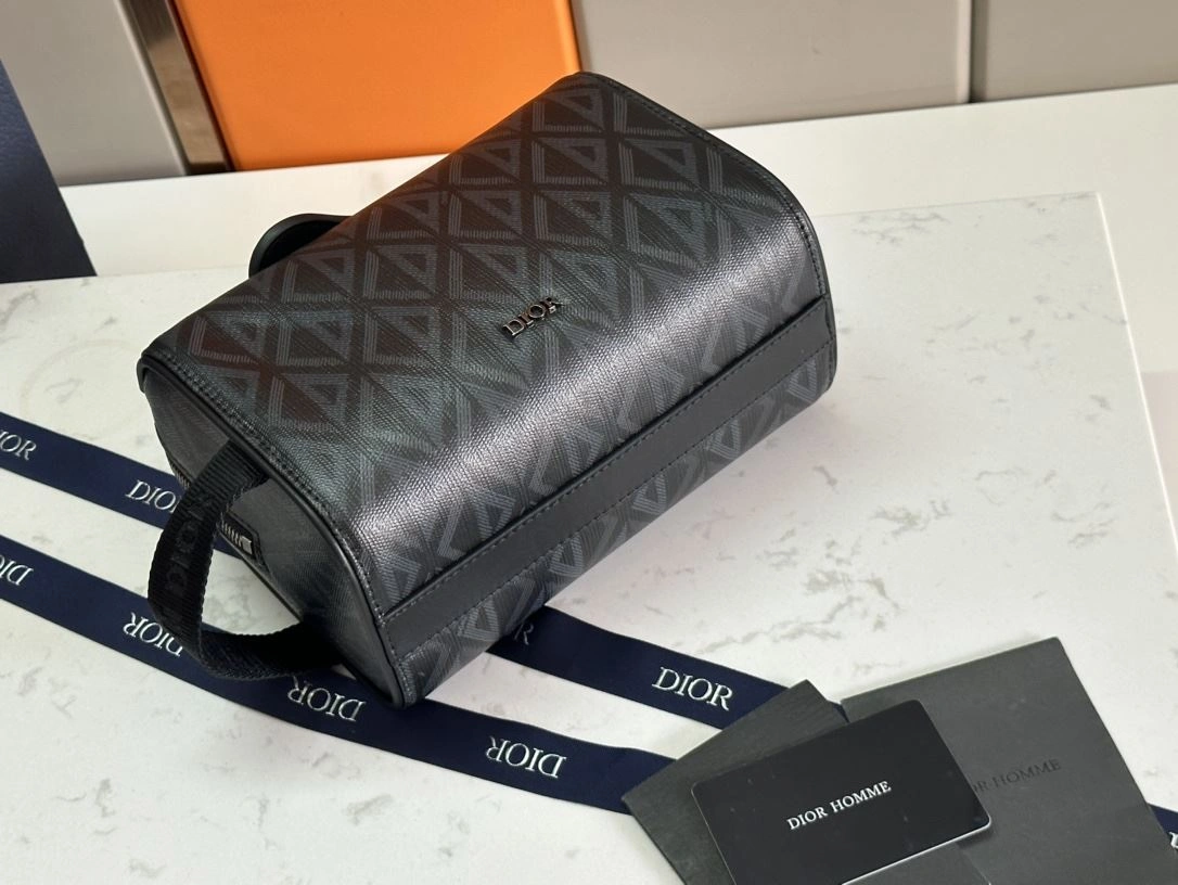 High accuracy Christian Dior Cosmetic Bags