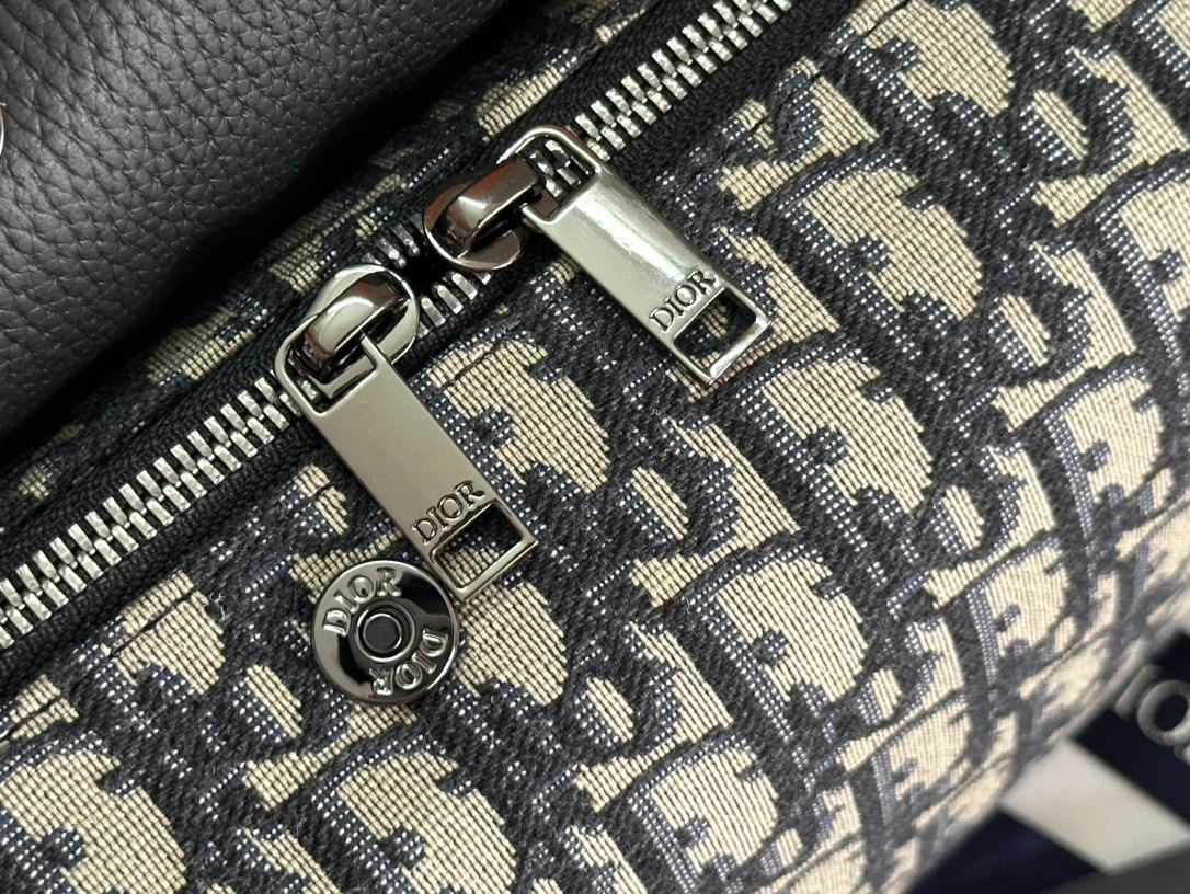 Economical Christian Dior Cosmetic Bags