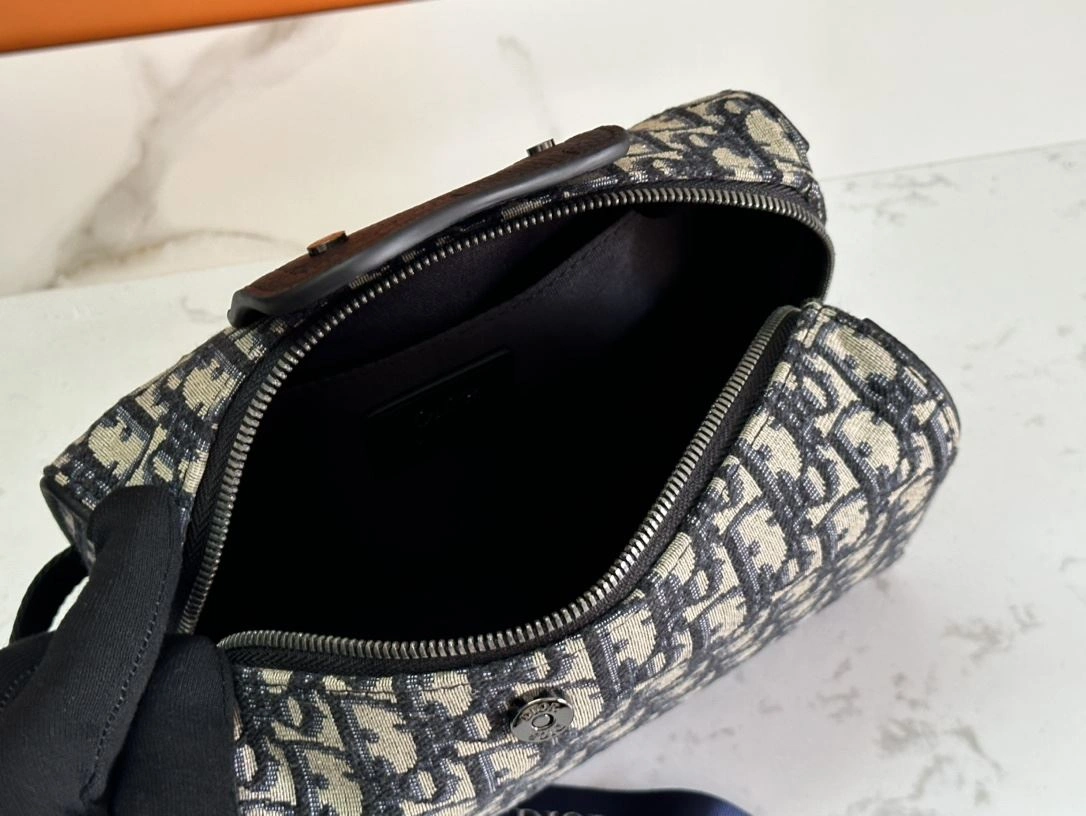 Economical Christian Dior Cosmetic Bags