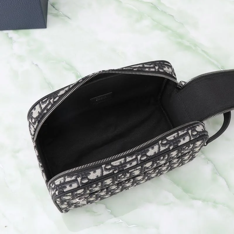 Low-cost Christian Dior Cosmetic Bags