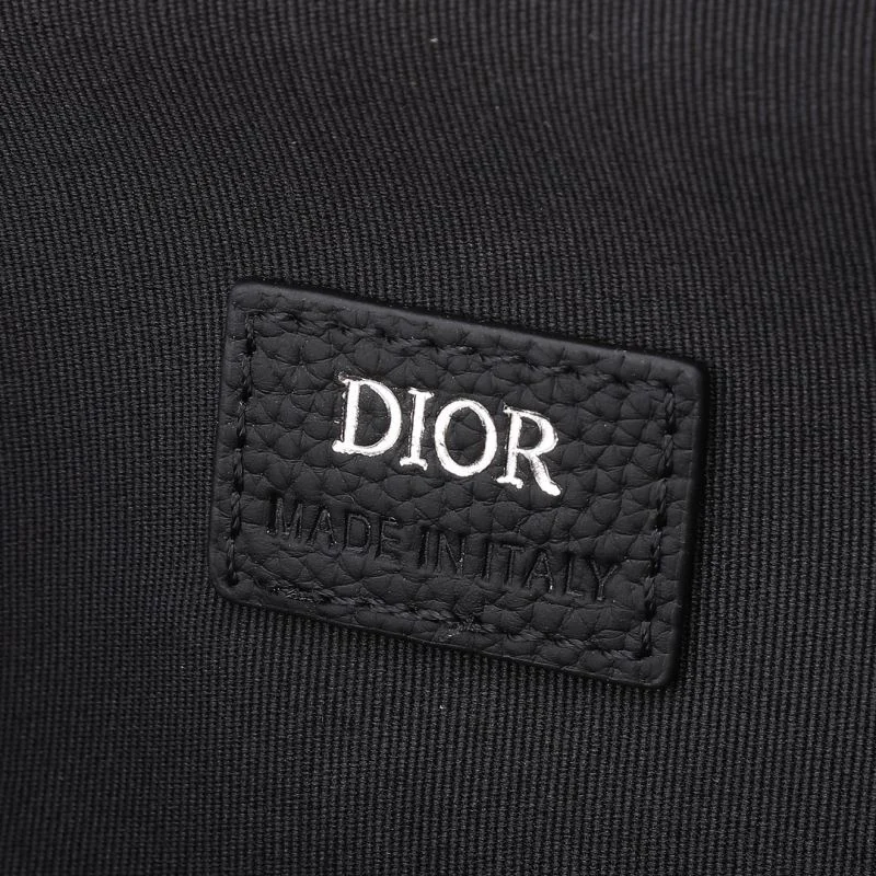 Top match Christian Dior Cosmetic Bags