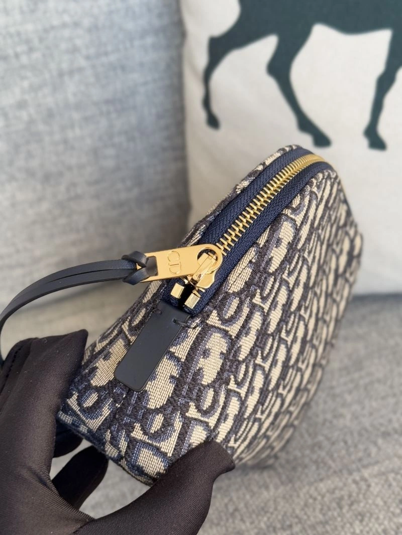 Top match Christian Dior Cosmetic Bags