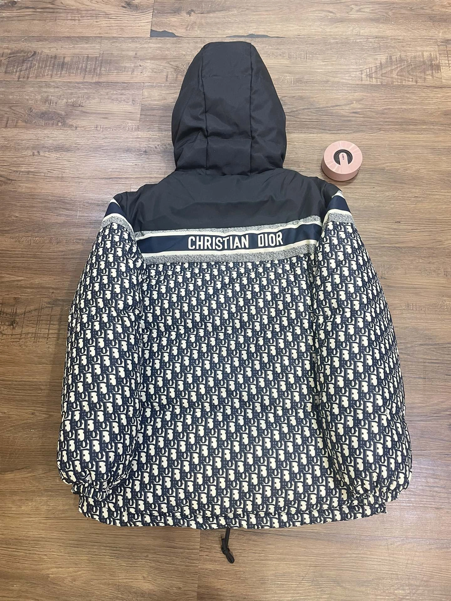 Top mirror Christian Dior Down Jackets