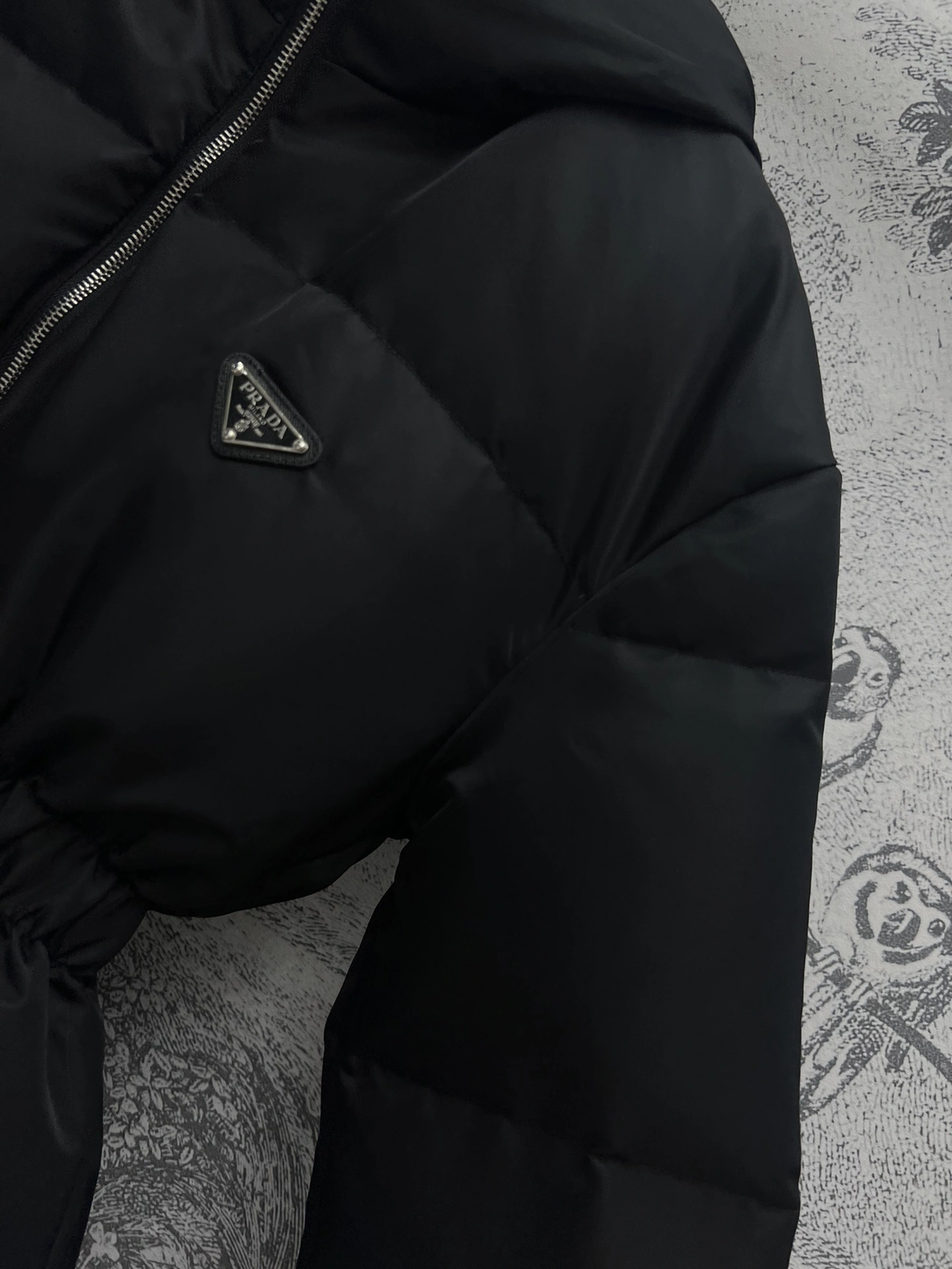 Top mirror Christian Dior Down Jackets