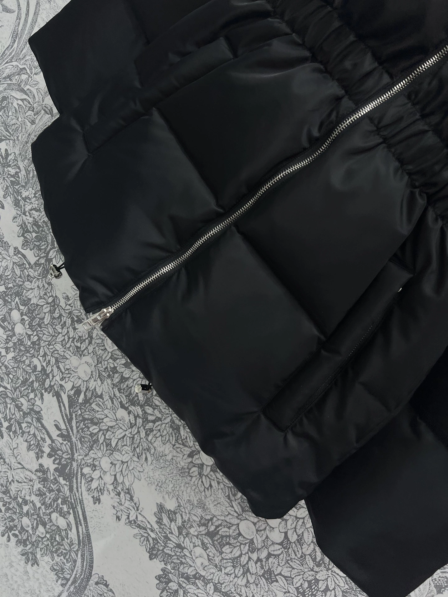 Top mirror Christian Dior Down Jackets